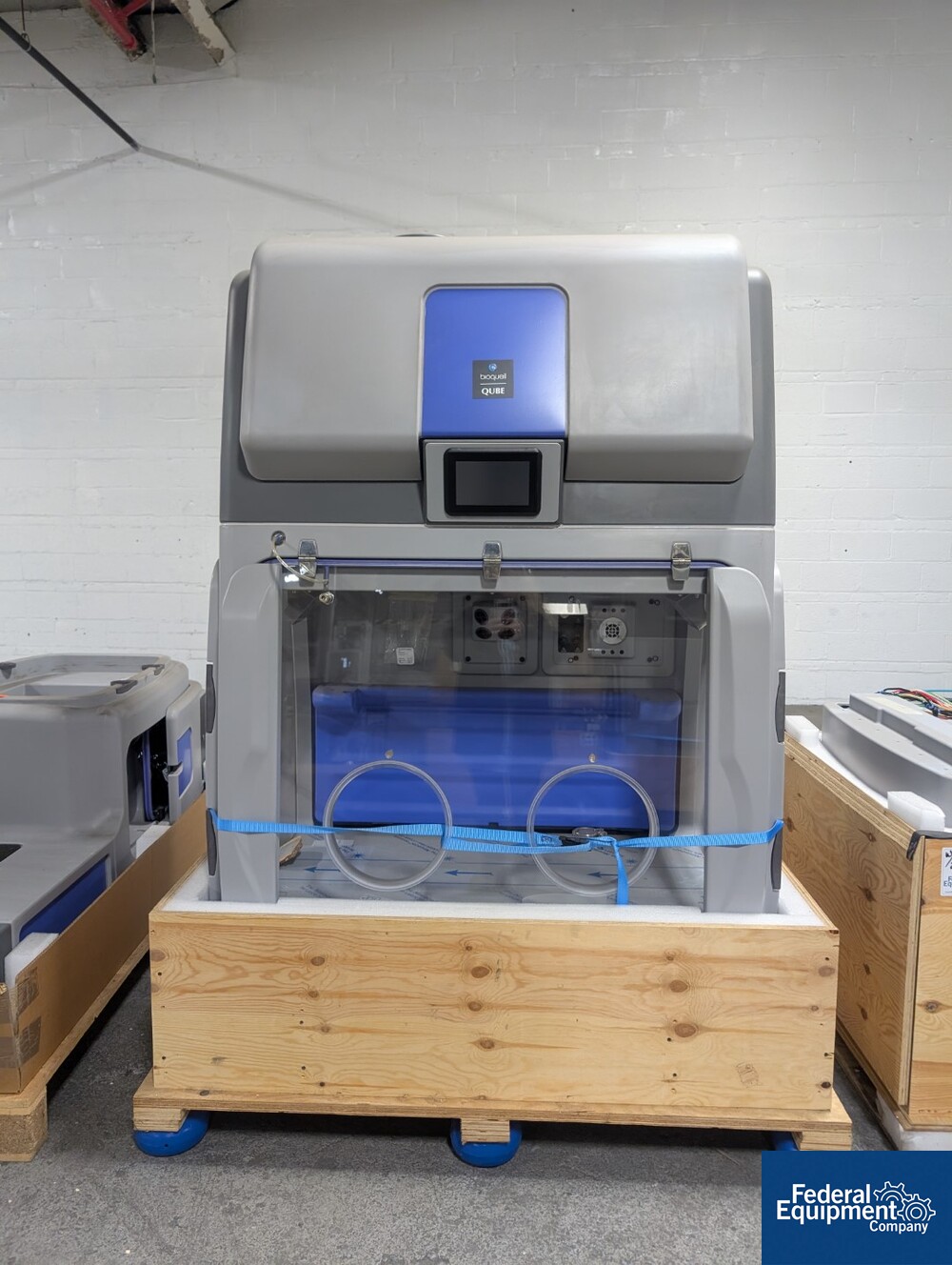 BioQuell QUBE Isolator System | Federal Equipment Company