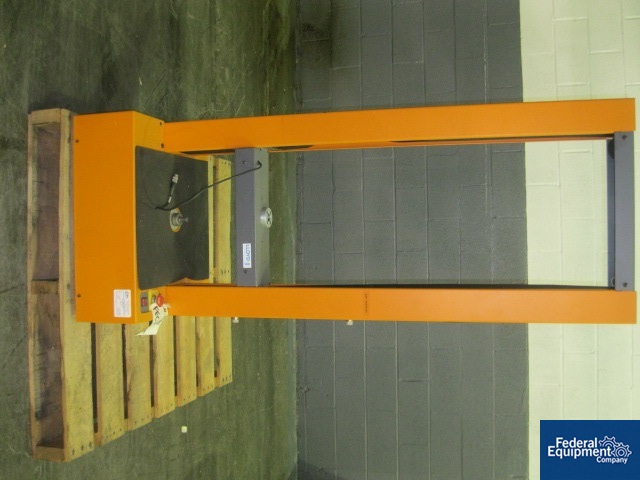 LLOYD INSTRUMENTS TENSILE TESTER, TYPE L1000R | Federal Equipment Company