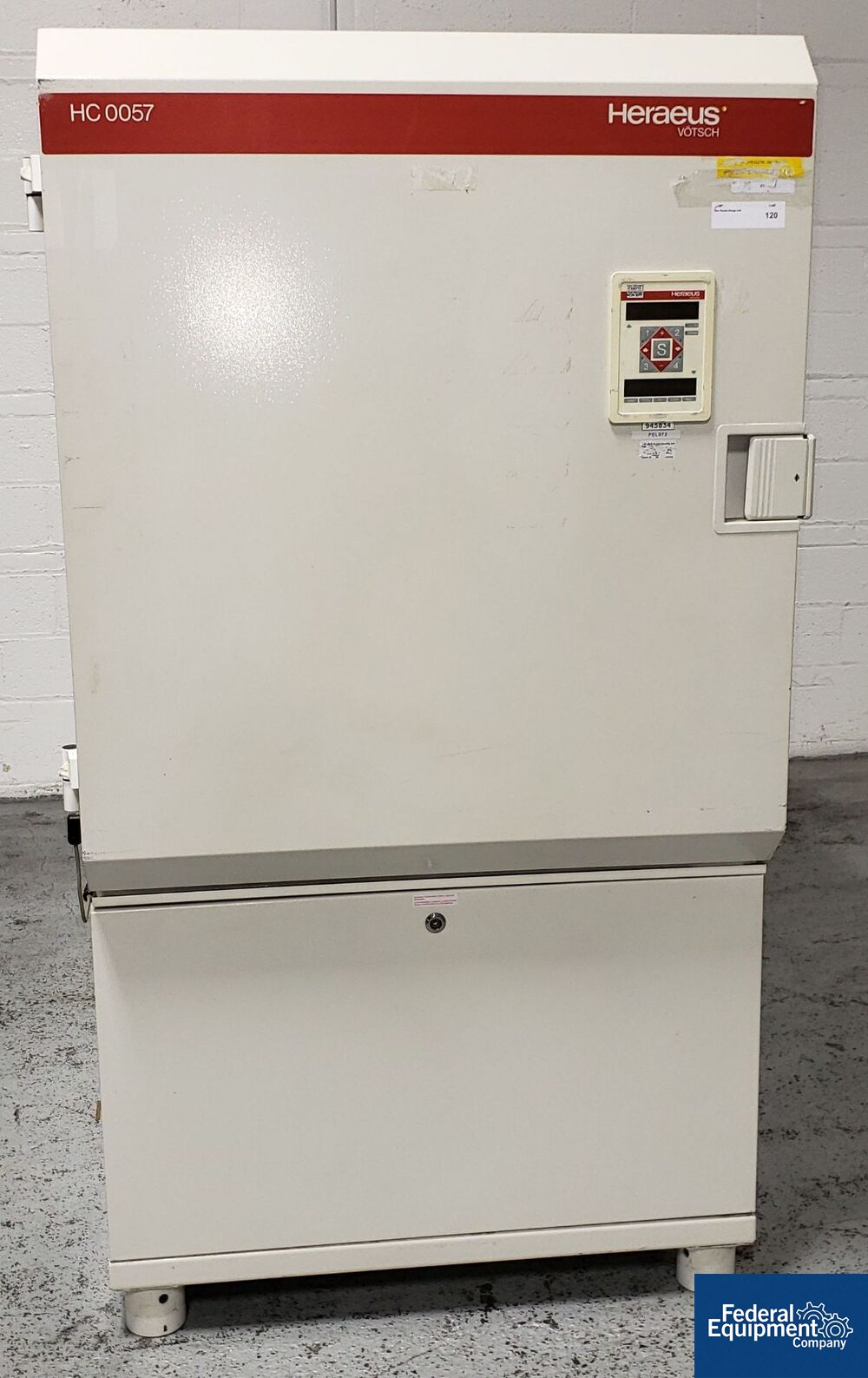 Heraeus Incubator, Type HC 0057 | Federal Equipment Company