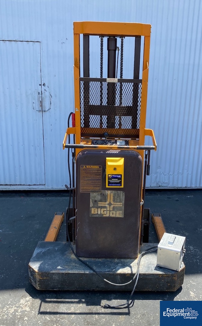 Big Joe Electric Lift | Federal Equipment Company