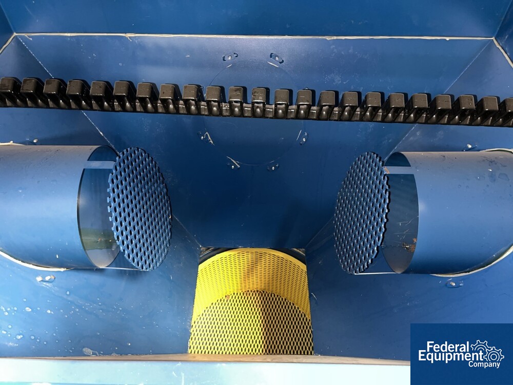 243 Sq Ft Torit Unimaster Dust Collector, Model UMA 250 | Federal ...