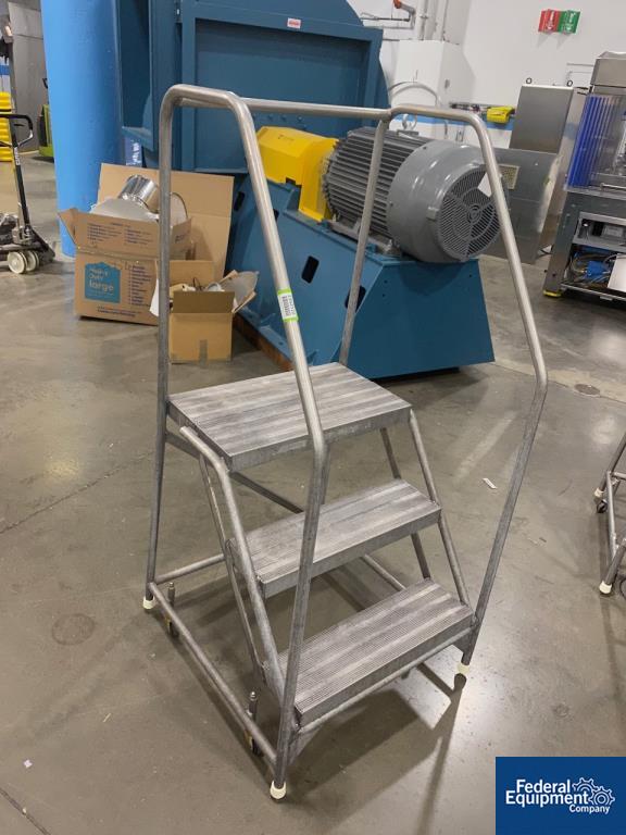 Three step ladder | Federal Equipment Company