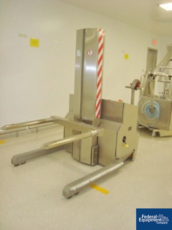 Mobile SS Electric Tote-Bin Lifter | Federal Equipment Company