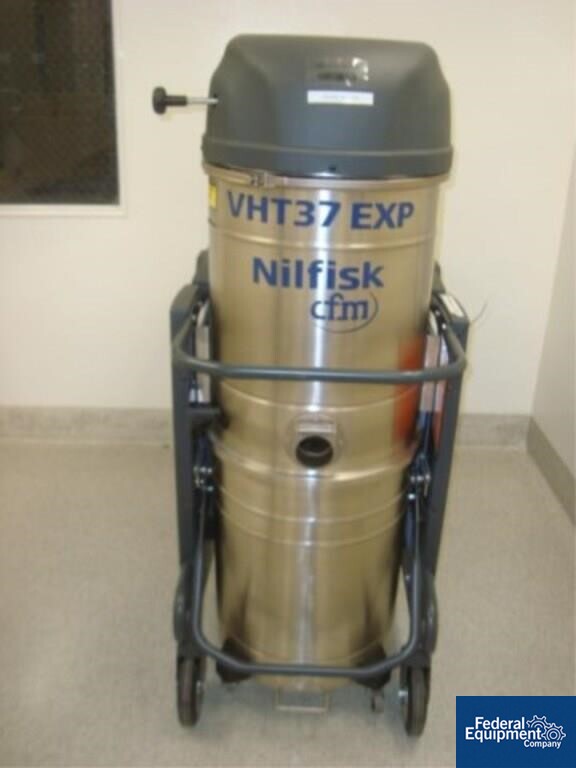 Nilfisk CFM VHT37 Vacuum Cleaner System | Federal Equipment Company