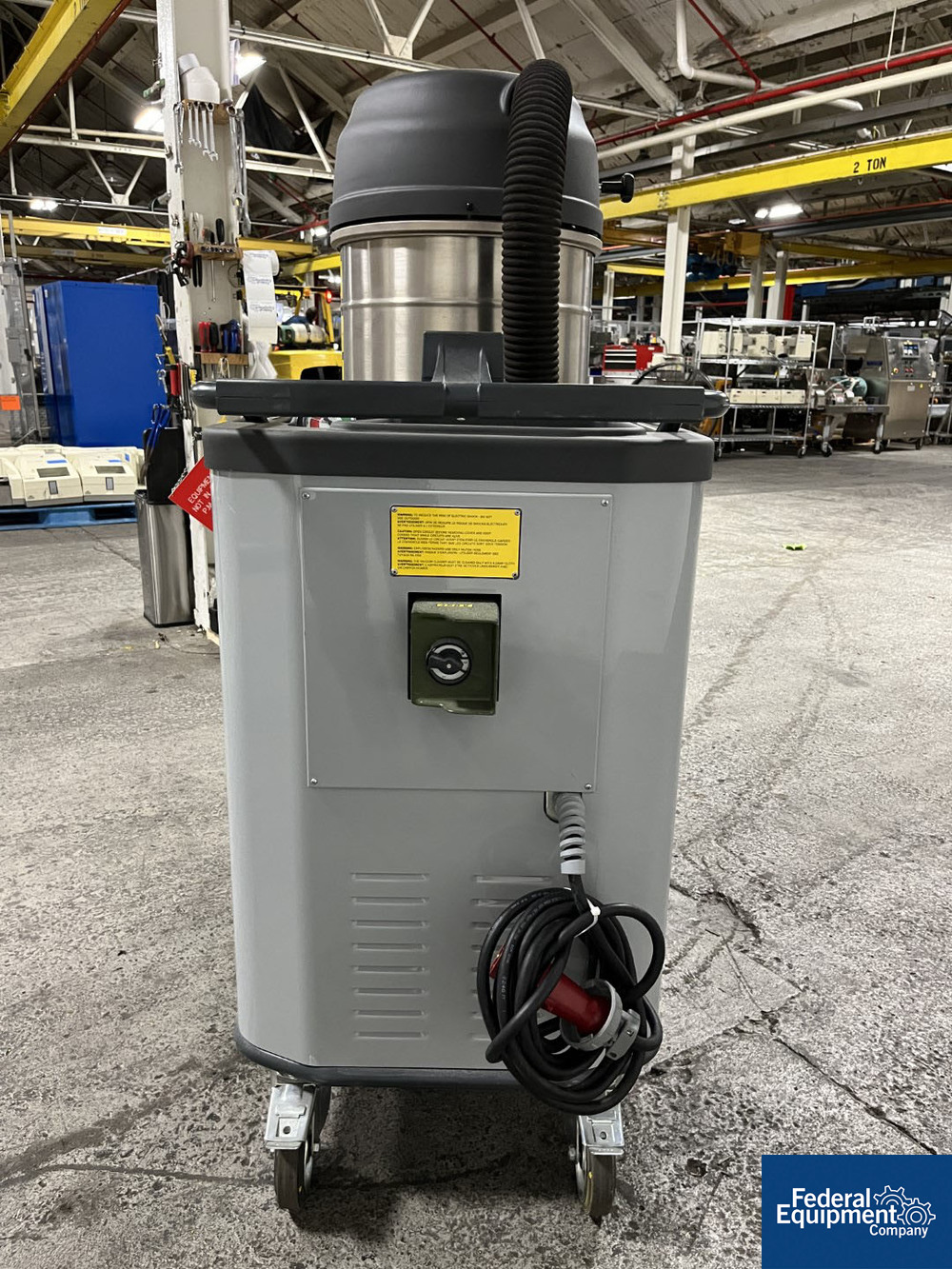 Nilfisk CFM VHT37 Vacuum Cleaner System | Federal Equipment Company