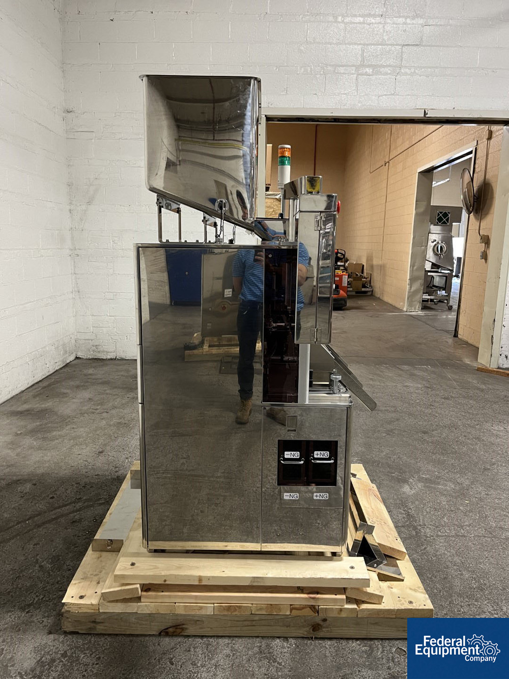 Anritsu Automatic Capsule Checkweigher | Federal Equipment Company