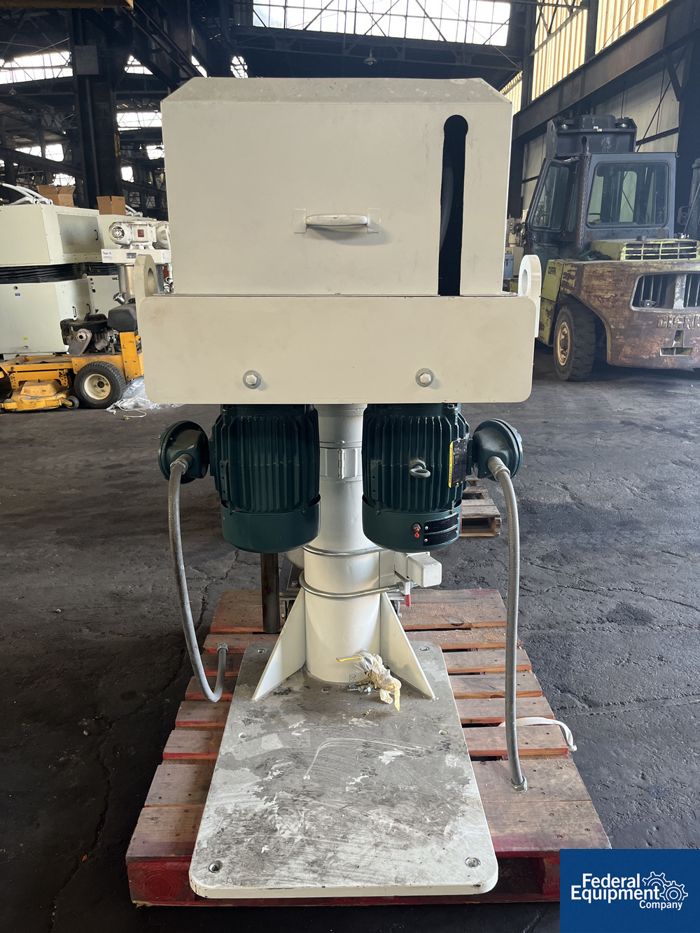 5 Gal Morehouse Cowles Triple Shaft Vacuum Mixer, Model VIscomax 3V-5-5 ...