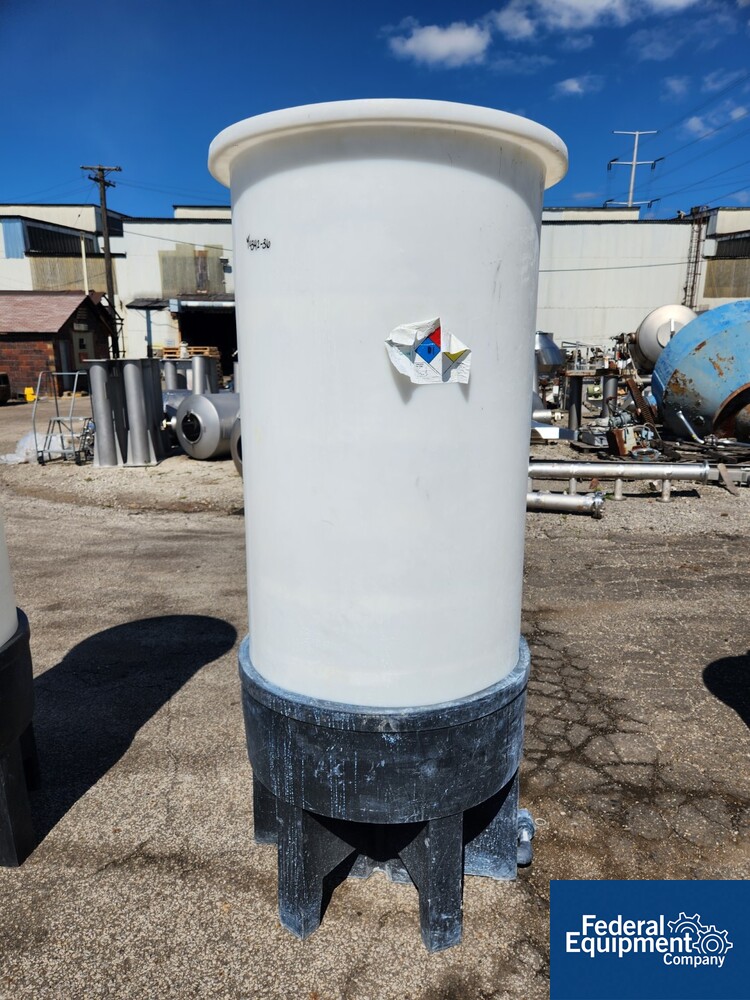 (5) Plastic Checm-Tainer Tanks | Federal Equipment Company