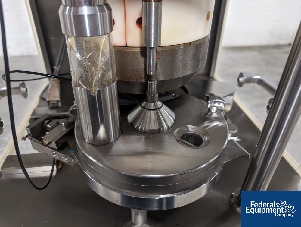 Fette 52I Rotary Tablet Press, B/D Tooled | Federal Equipment Company