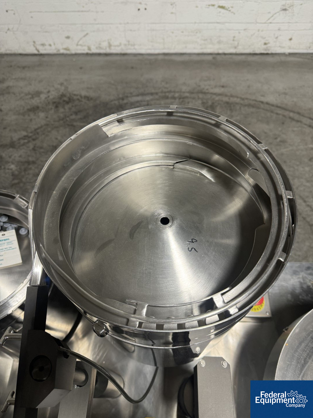 M&O Perry Liquid Vial Filler, Model P-1510 | Federal Equipment Company