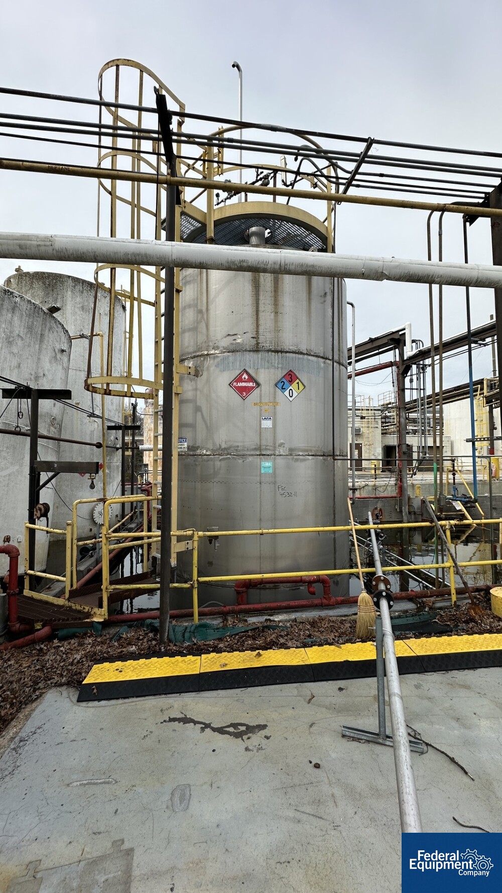 8,500 Gal Niles Storage Tank, 316 S/S | Federal Equipment Company