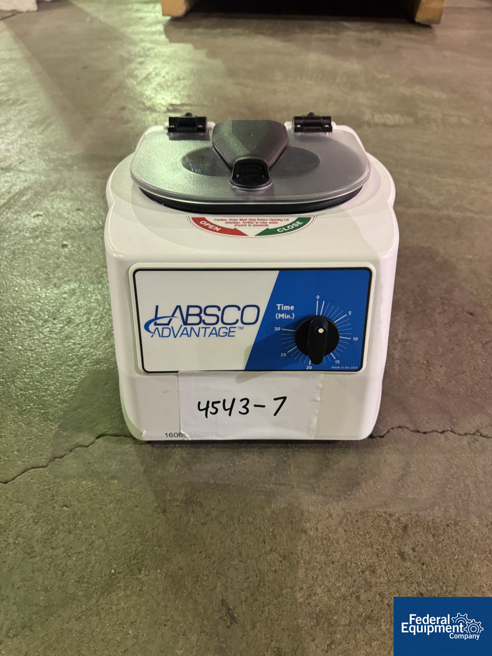 Labsco Advantage Centrifuge, Model 614B | Federal Equipment Company
