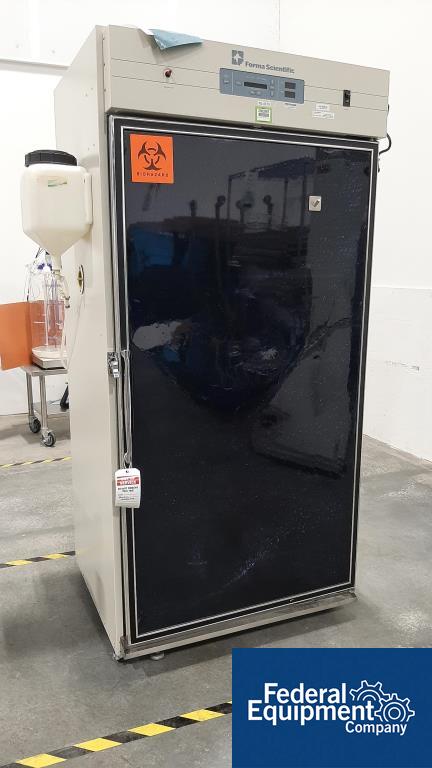 Thermo Scientific 3950 Large-Capacity Reach-In CO2 Incubator | Federal ...