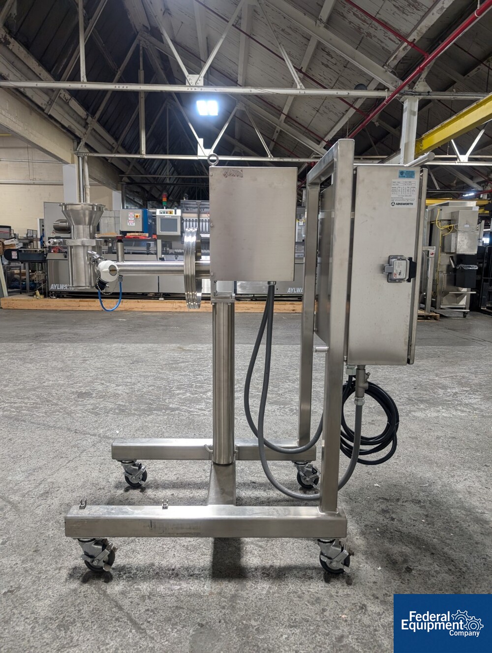 Quadro Comil, Model U5, S/S | Federal Equipment Company