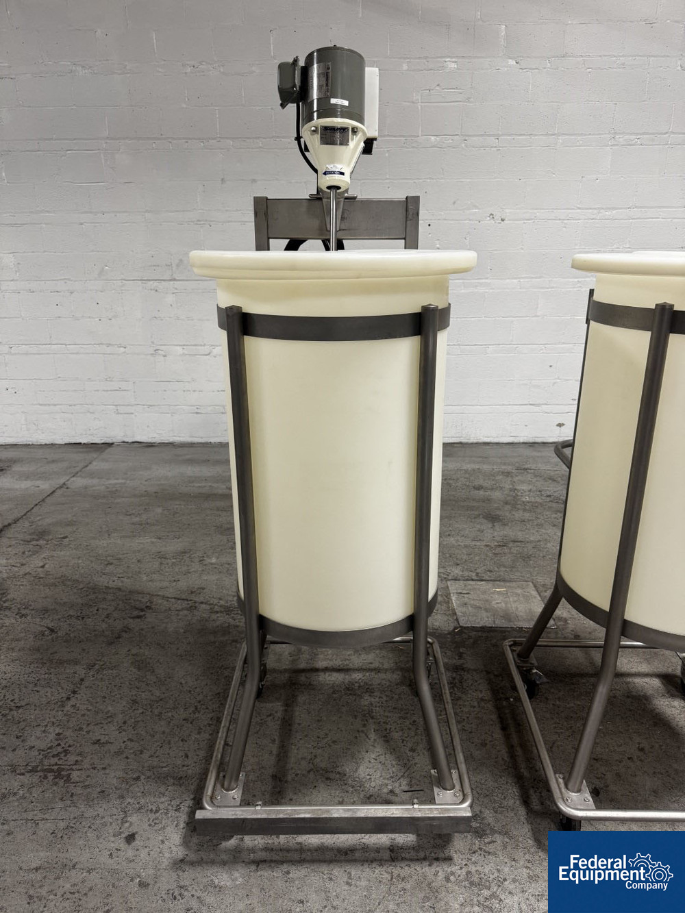 200 liter portable plastic mix tank | Federal Equipment Company