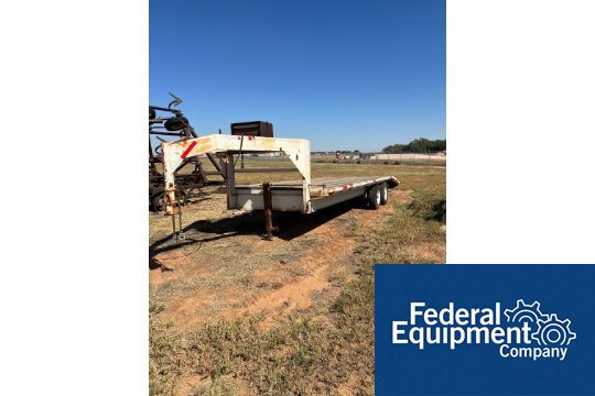White Flatbed Trailer | Federal Equipment Company